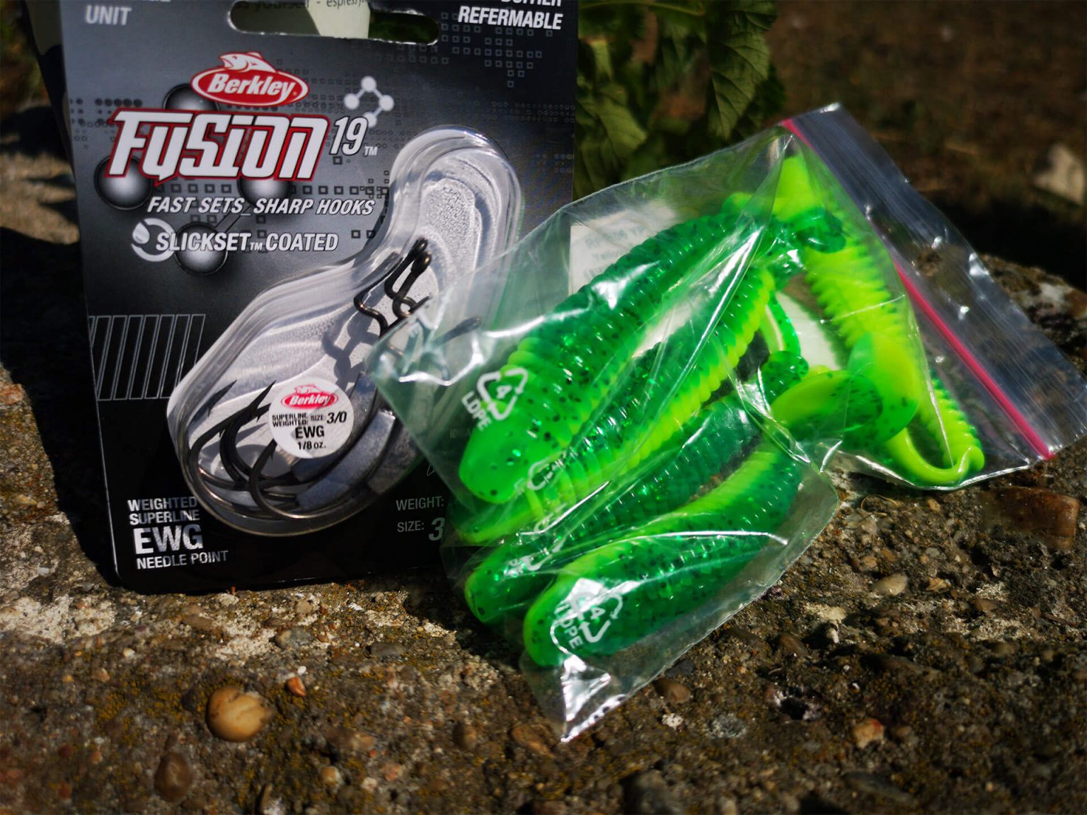 Pescuit la stiuca pe lac nou - "naluci de agatatura" - Blog TotalFishing